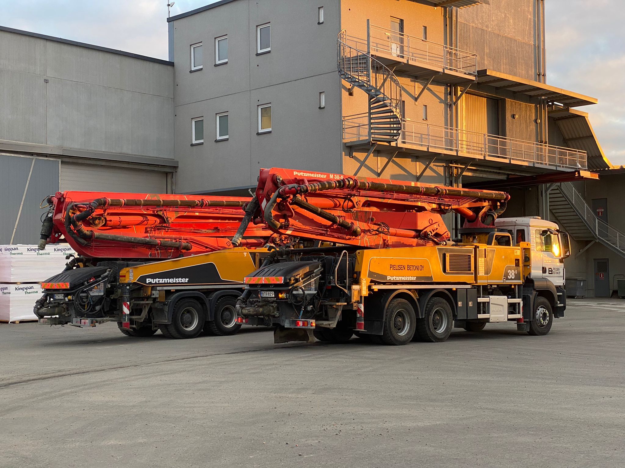 Betoni pumppuauton kuljettaja - Pielisen Betoni